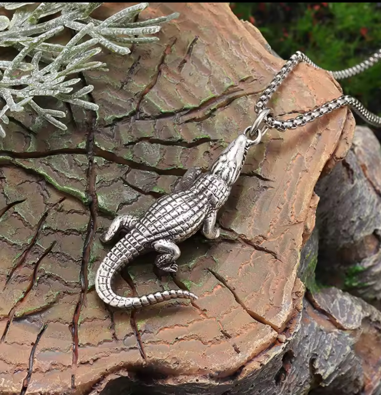 Manly Alligator Chain - Louisiana Gifts and Gallery, Inc.
